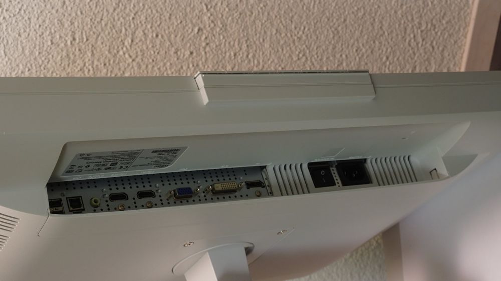 FUJITSU Monitor Mod. P27T-8 IP-8 , 68 cm weiss, schwenkbar | Kaufen auf ...