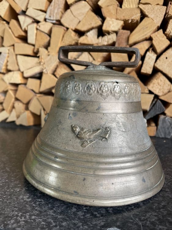 alte Glocke ab CHF 1.- (Gebraucht) in Altdorf für CHF 46 – mit Lieferung auf Ricardo kaufen