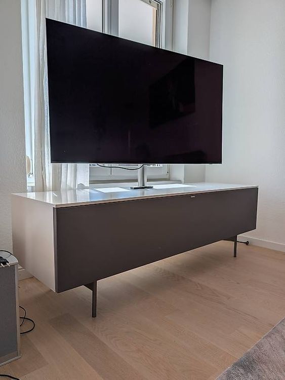 Spectral Tv Mobel