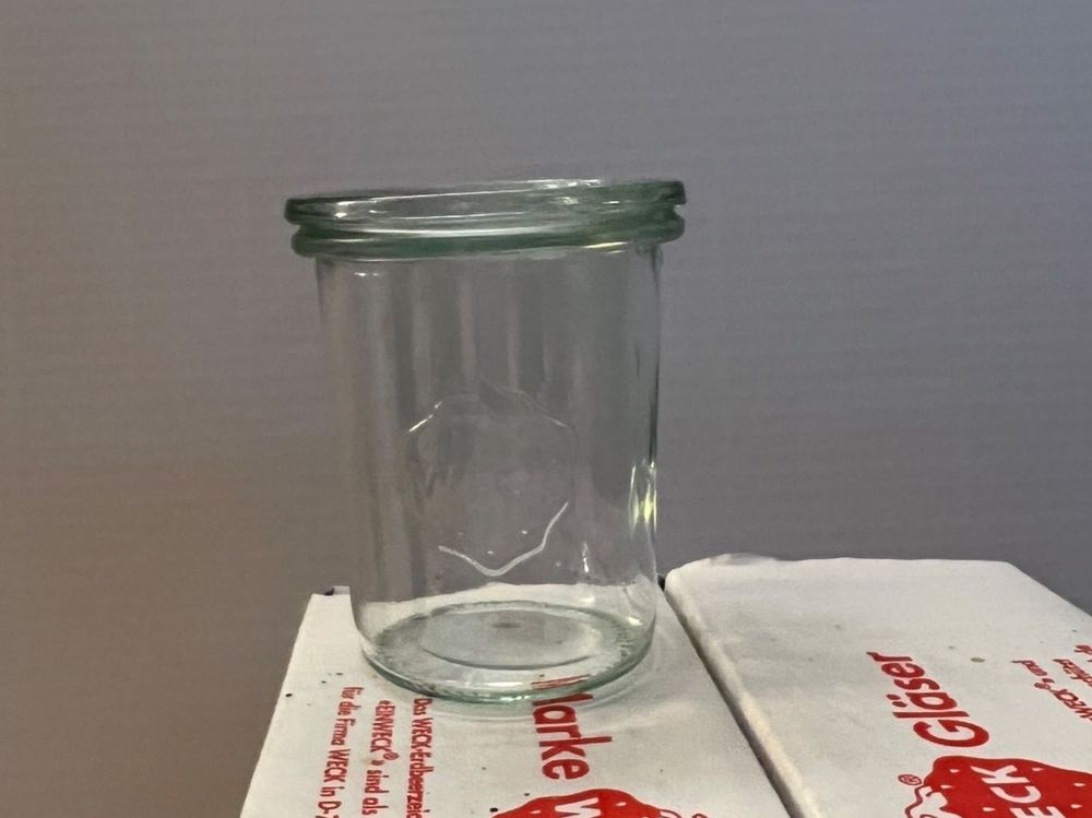 Weckgläser Sturzglas 160ml 24 Stück mit Gummi & Klammern (Gebraucht) in Ligerz für CHF 30 – nur ...