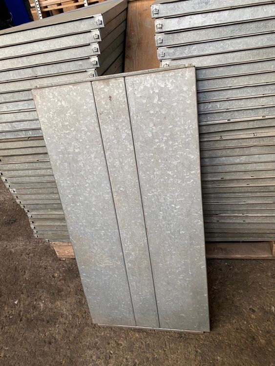 ERREX Tablare glatt 50 x 100 cm (Gebraucht) in Wil SG für CHF 5 – nur ...