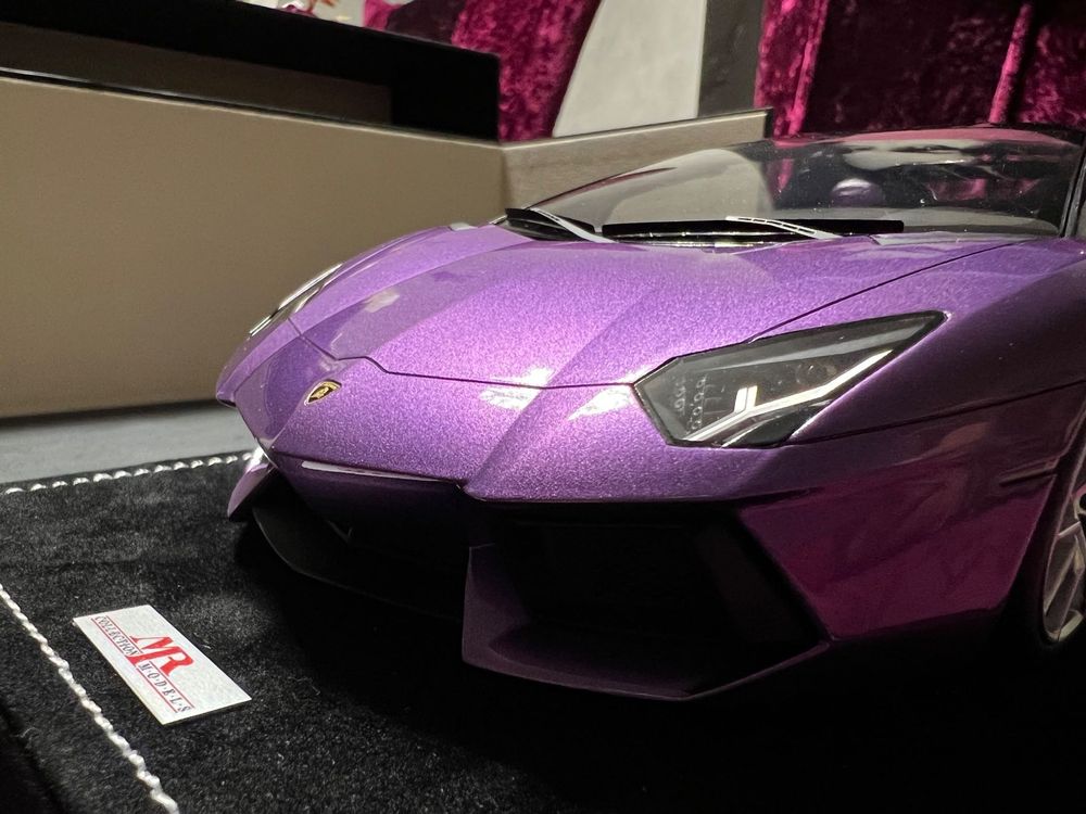 MR Collection Modells 1:18 Lamborghini Aventador Roadster | Kaufen auf ...