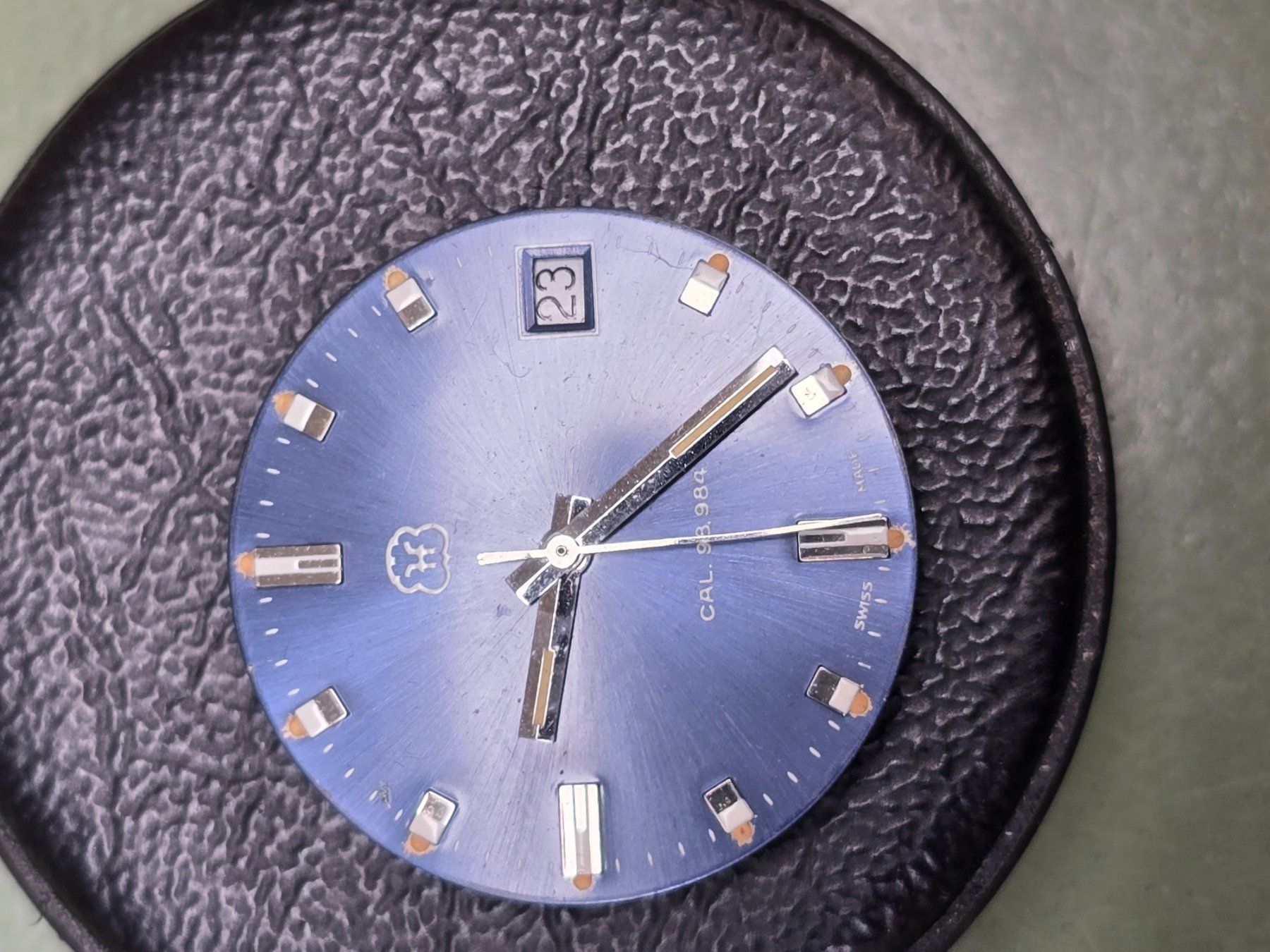 Mouvement FHF 984 (Défectueux) à Tramelan pour CHF 10 – avec livraison ...