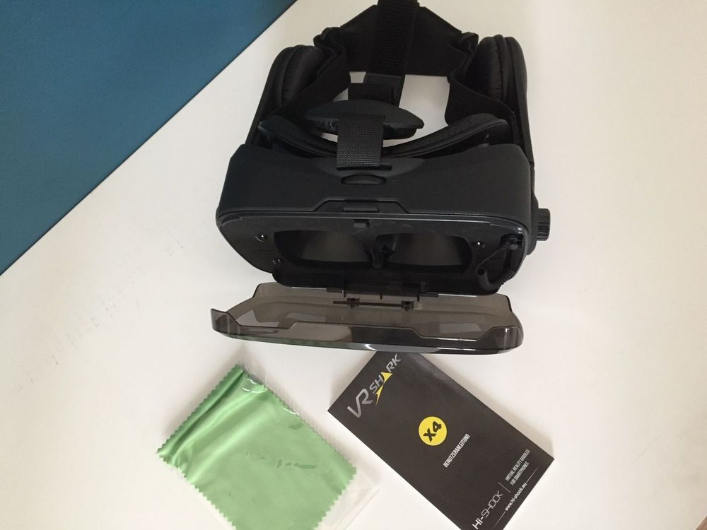 Neuwertige VR Shark Hi-Shock Virtual Brille für Smartphone (Neu (gemäss ...