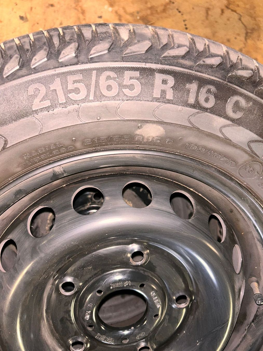4 Roue été Ford Transit (D'occasion) à Romont FR pour CHF 200 – retrait ...