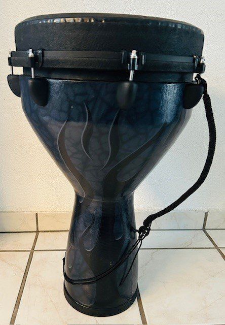 Djembe Key-Tuned 14" von Remo, Shadow Flame (Gebraucht) in Aesch BL für ...