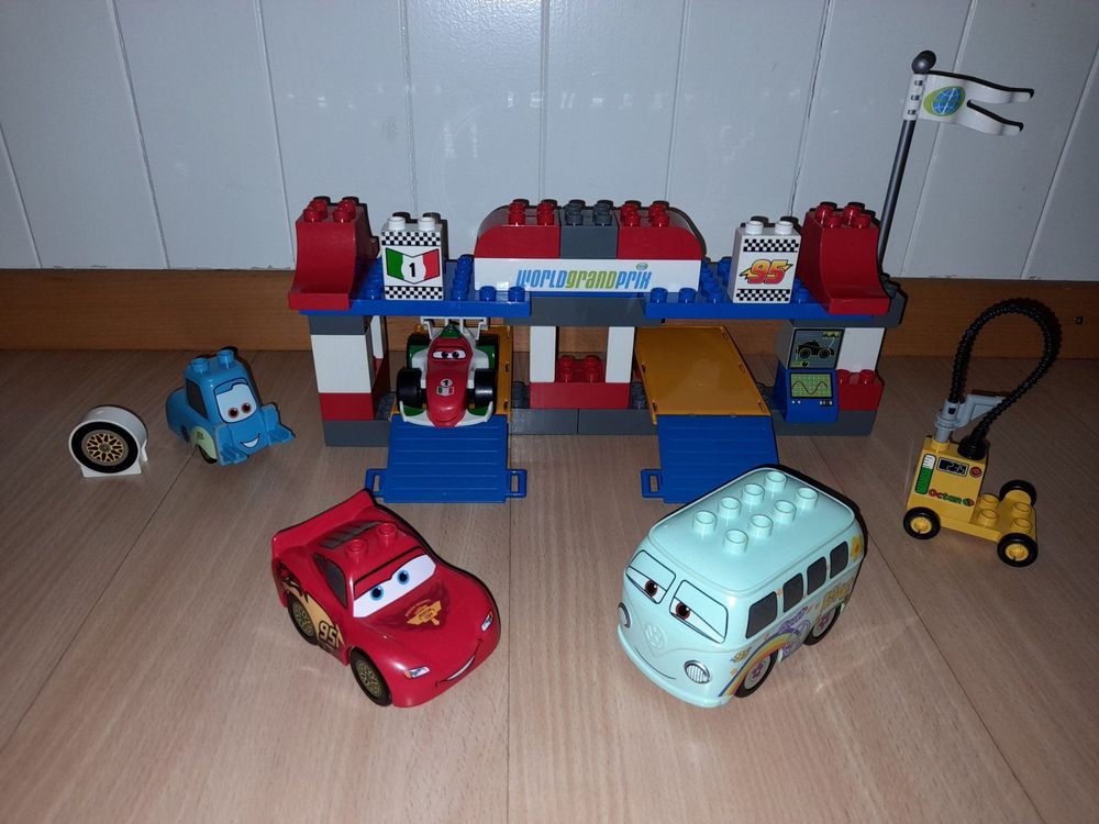 Lego Duplo Grosser Boxenstopp 5829 (Gebraucht) in Rorschacherberg für ...