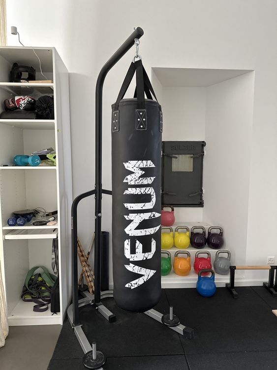 Venum Elite Boxsackhalter inkl. Venum Challenger Heavy bag | Kaufen auf ...