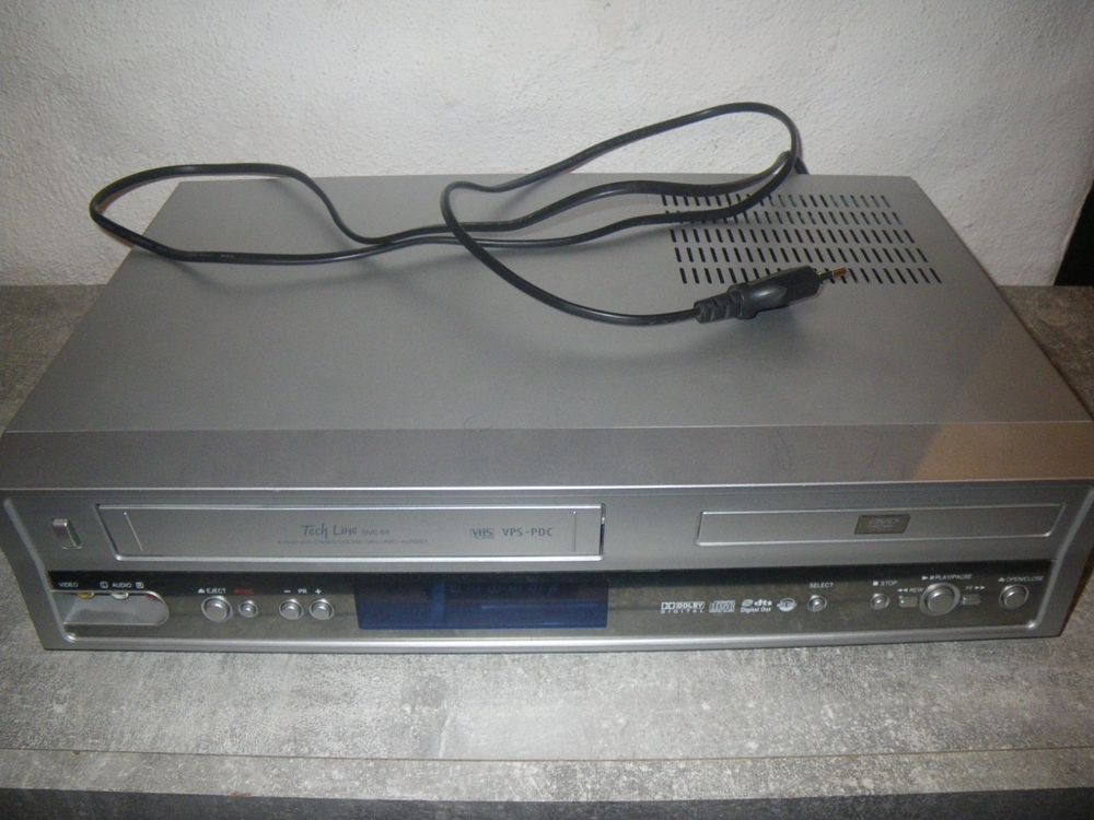Video/DVD Kombigerät "Tech line" (Gebraucht) in Belp für CHF 75 – mit ...