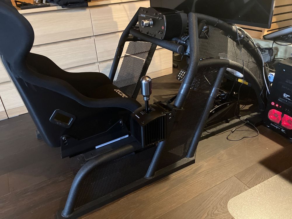 Fanatec Rennsport Cockpit V2 (neuwertig) (Neu (gemäss Beschreibung)) in ...