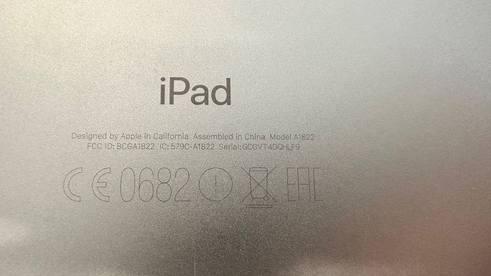 Ipad Defekt Ersatzteilspender (Gebraucht) in Steg im Tösstal für CHF 1 ...