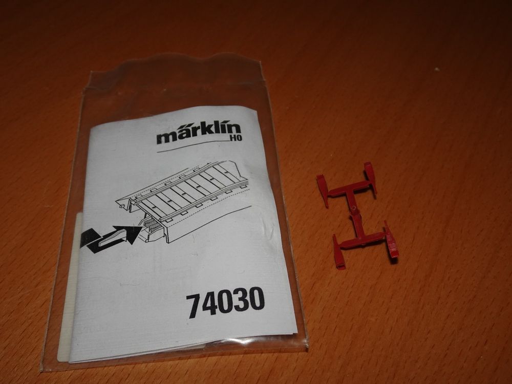 Märklin 74030 Mittelleiter-Isolierung (insgesamt 12 Stück) (Neu (gemäss ...