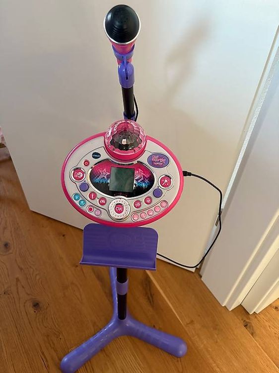 Micro karaoké et disco ball (D'occasion) à Semsales pour CHF 12 ...
