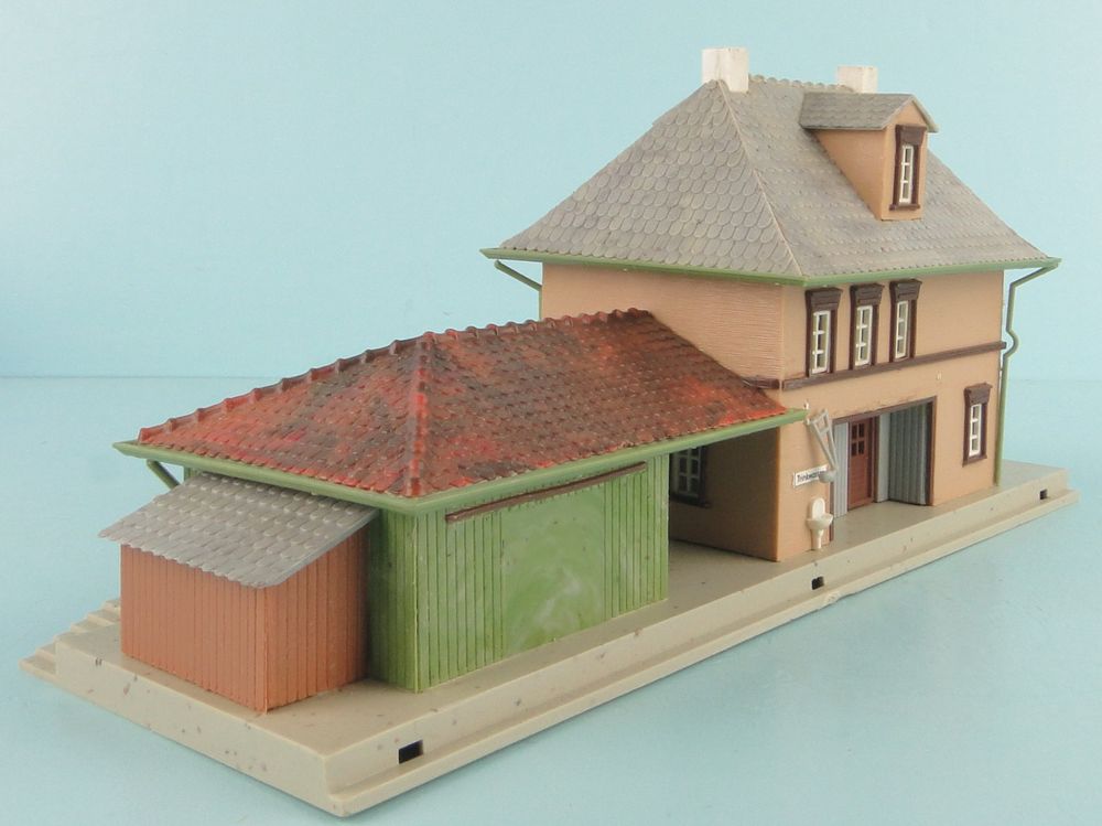 Faller 2327 Spur N, Bahnhof Waldkirch (Gebraucht) in Bülach für CHF 15 ...