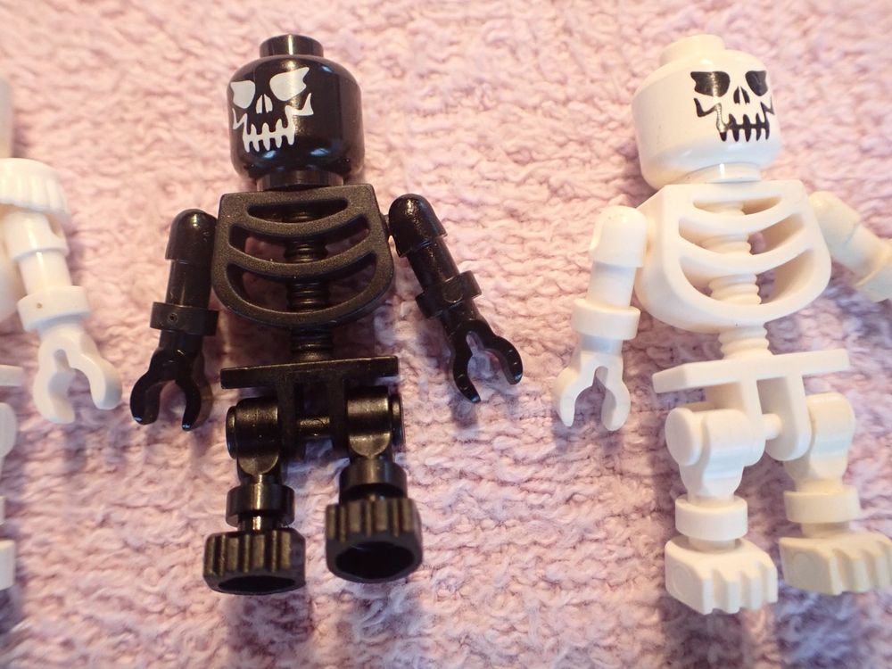 8 schöne komplette Lego SKELETT Männchen Figuren System | Acheter sur ...