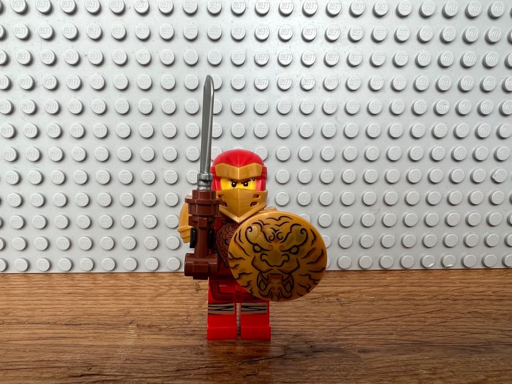 LEGO Figur Ninjago - Hero Kai mit Waffe (Gebraucht) in Zweidlen für CHF ...