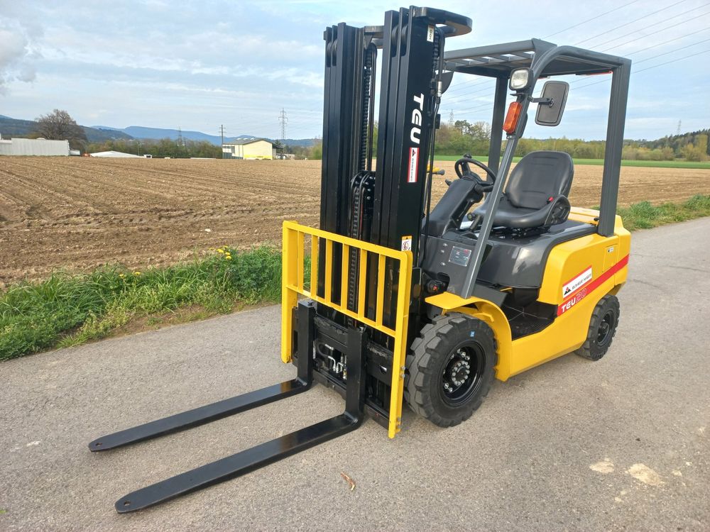 TEU Dieselstapler Stapler 2,0T 4,8m Freihub Partikelfilter (Neu (gemäss ...