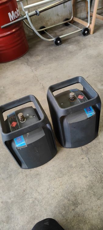 Cube gaz Butane (Gebraucht) in St-Aubin FR für CHF 1 – nur Abholung auf ...