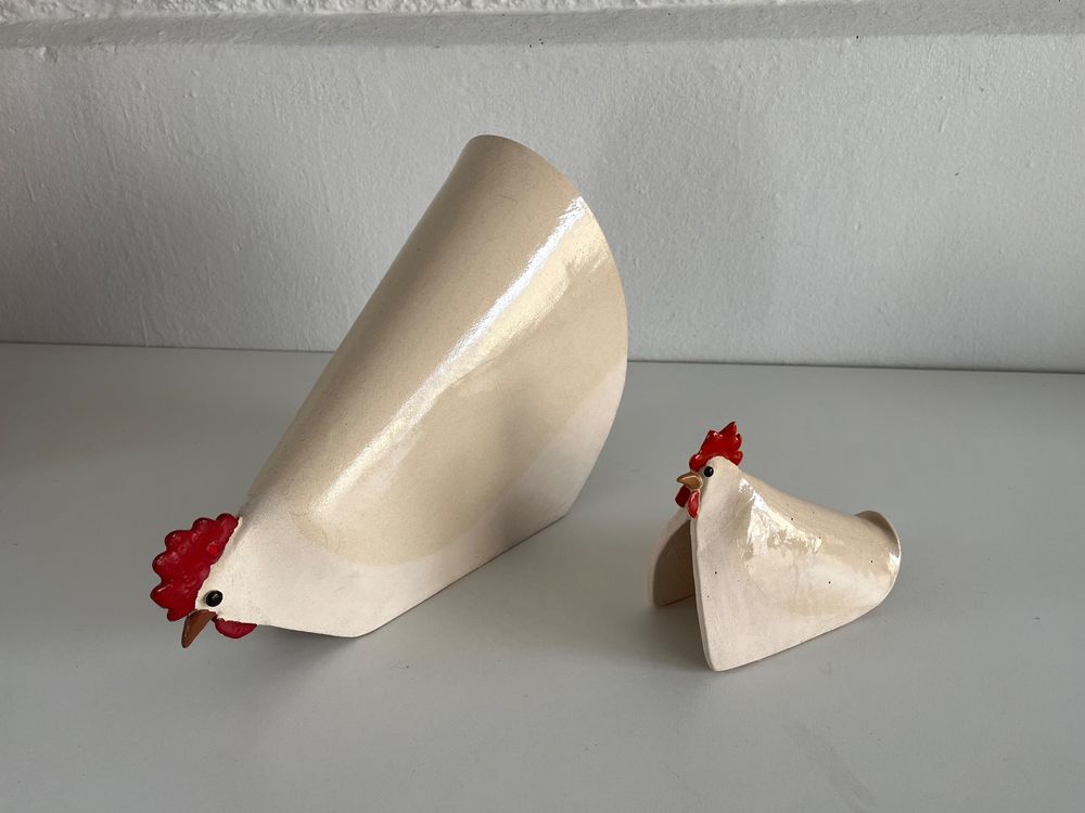 2 Hühner / Keramik glasiert (Gebraucht) in Wetzikon ZH für CHF 32 – mit Lieferung auf Ricardo kaufen