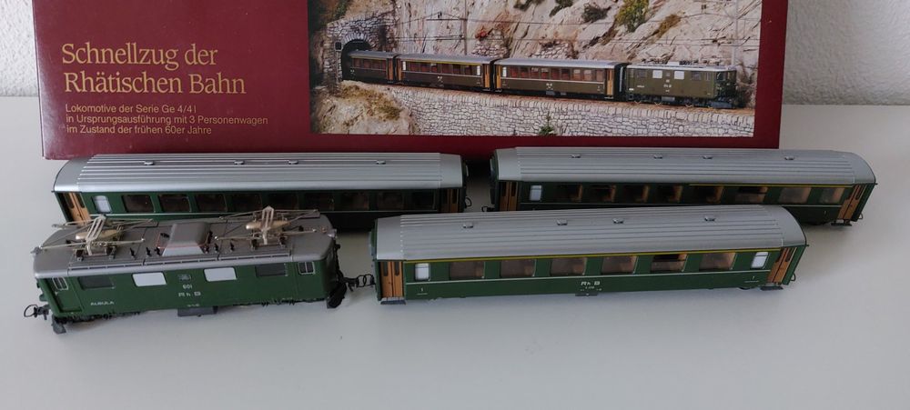 Bemo Schnellzu der RhB 4 teilig 7215 100 (Neu und originalverpackt) in Biberist für CHF 190 ...