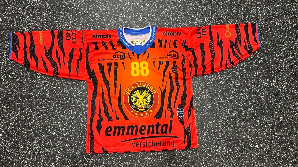 SCL Tigers Matchworn Family-Game Trikot 2025 – #88 Bachofner (Gebraucht ...