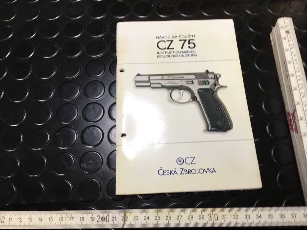 WAFFEN ANLEITUNG PISTOLEN CZ 75 / 75 BD | Kaufen auf Ricardo
