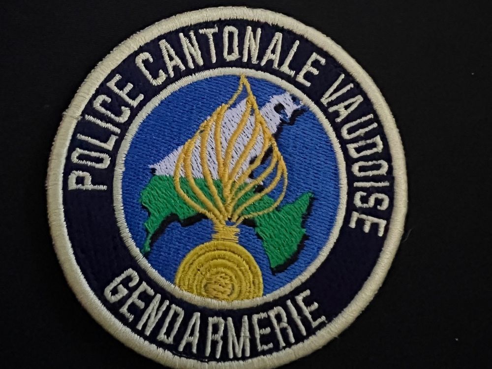 Patch Police Vaud (Gebraucht) in Le Landeron für CHF 19 – mit Lieferung ...