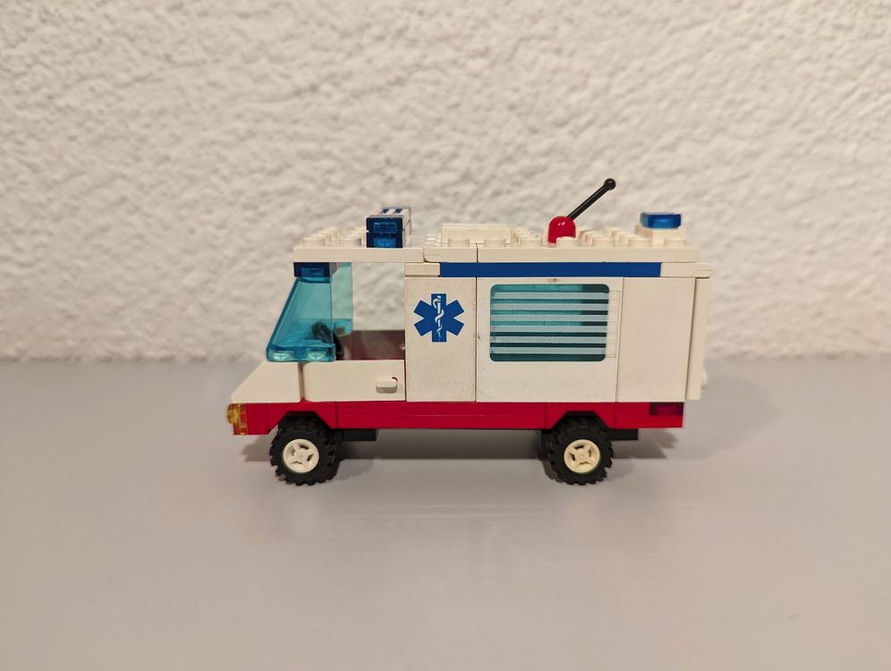 LEGO® System 6666 Ambulance (Gebraucht) in Muri b. Bern für CHF 6 – mit ...