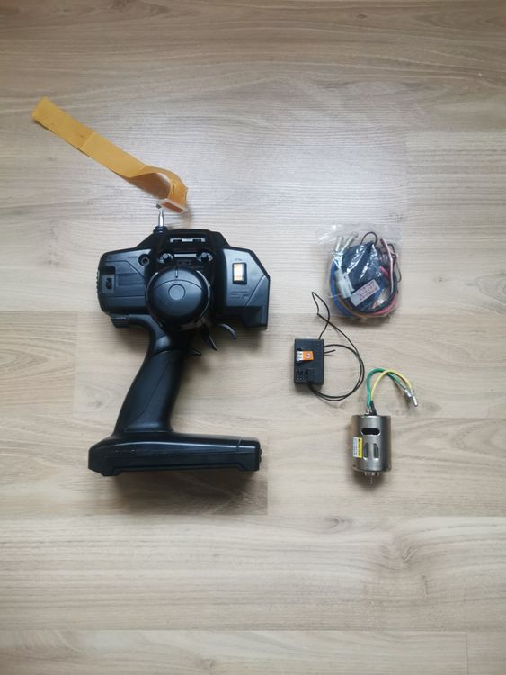 Tamiya rc auto set (Gebraucht) in La Tour-de-Peilz für CHF 24 – mit Lieferung auf Ricardo kaufen