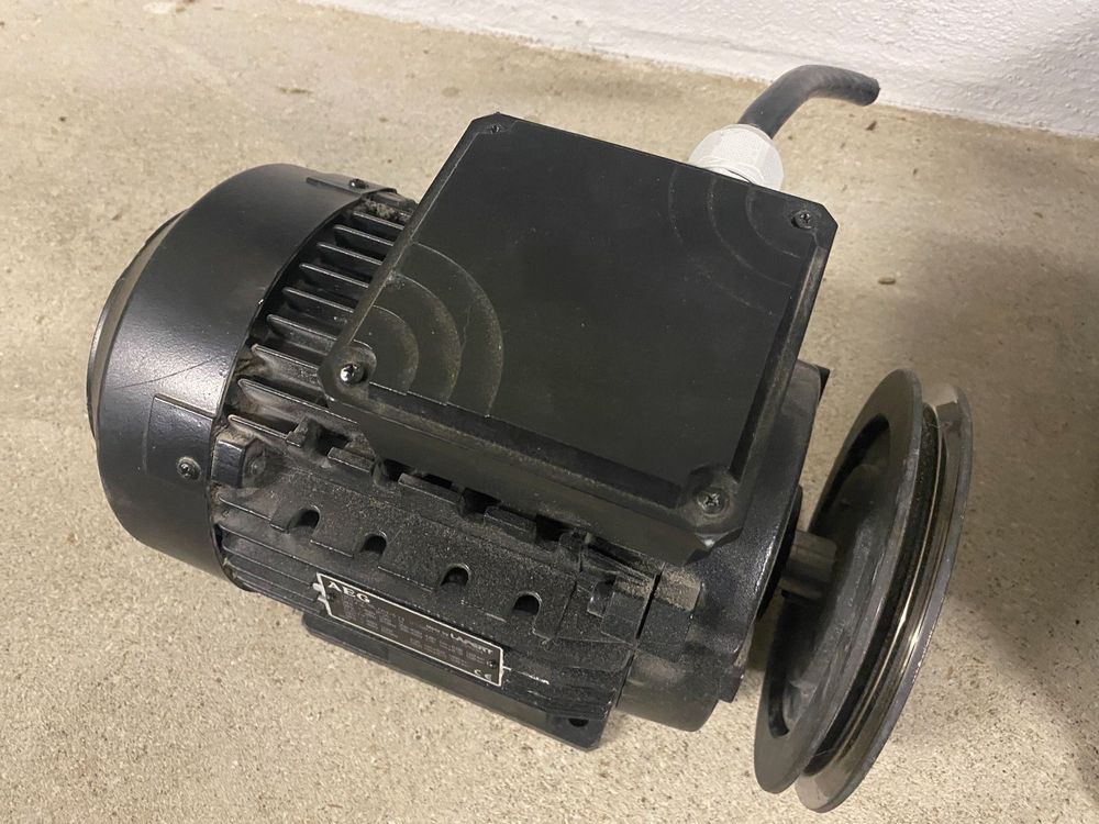 1,5 KW Elektromotor AEG AMV 90L CA4/6 Y4 (D'occasion) à pour CHF 2 – retrait uniquement ...