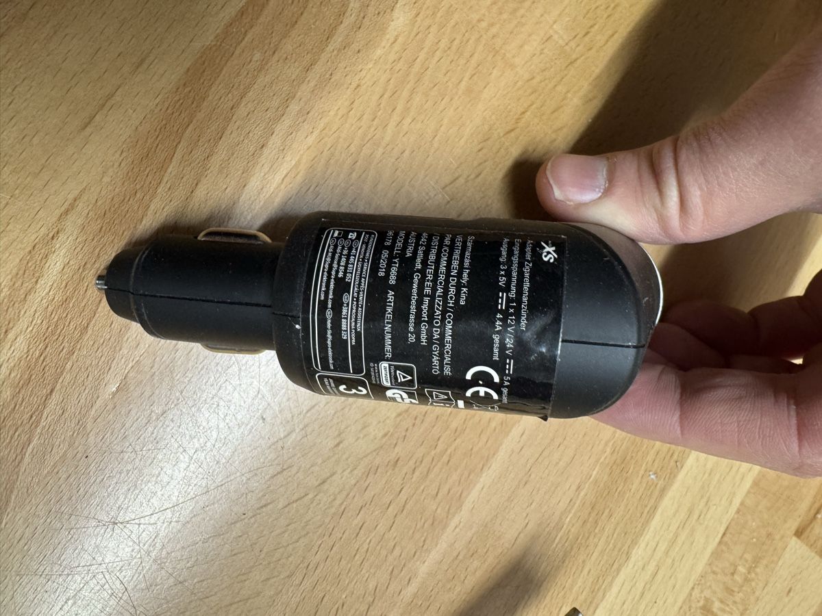 USB Ladegerät Adapter Zigarettenanzünder (Gebraucht) in Rafz für CHF 1 ...