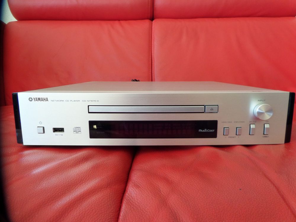Yamaha CD-NT670D Netzwerk- CD Player Top Zustand! (Neu (gemäss ...