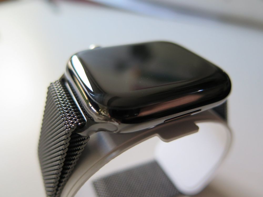 Apple Watch Series 7 Graphite Stainless Steel 45mm Milanese (Gebraucht ...