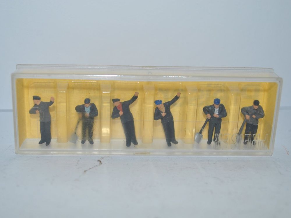 Preiser Figuren 4014 (JGW157) (Gebraucht) in Aarwangen für CHF 8 – mit ...