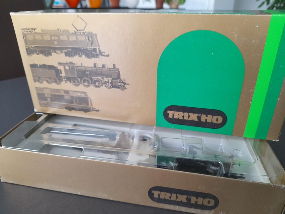 Set wagon plat + grue TRIX HO 23517 dans sa boîte. (Gebraucht) in ...