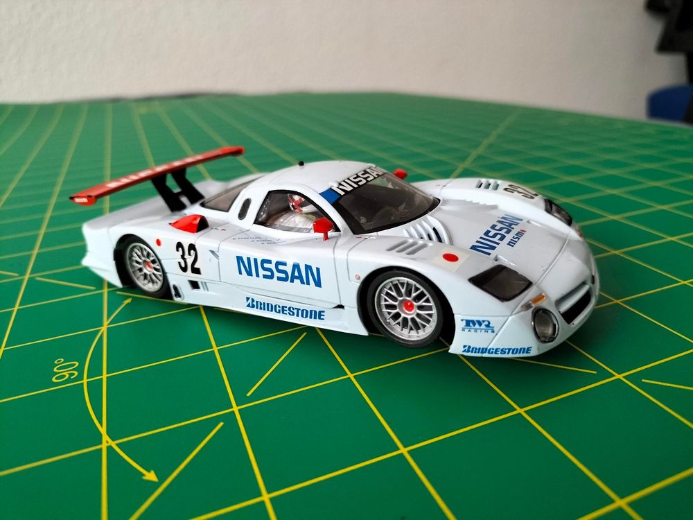 Slotcar slot.it Nissan R390 GT1 1/32 (Defekt) in Riehen für CHF 16 – mit Lieferung auf Ricardo ...