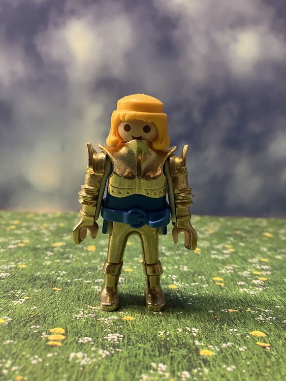 Playmobil Goldener Ritter #2 (Gebraucht) in Läufelfingen für CHF 3 ...
