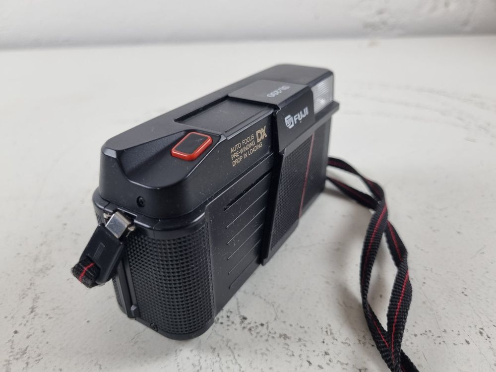 Fuji Compact Camera DL-200 DX (Gebraucht) in Basel für CHF 10 – mit Lieferung auf Ricardo kaufen