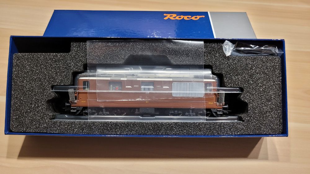 Roco 73824 BLS Re 4/4 169 (Neu und originalverpackt) in Bremgarten AG ...