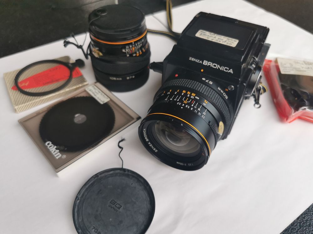 Bronica SQ-A Mittelformat Kamera Set + Zubehör im Koffer (Gebraucht) in ...