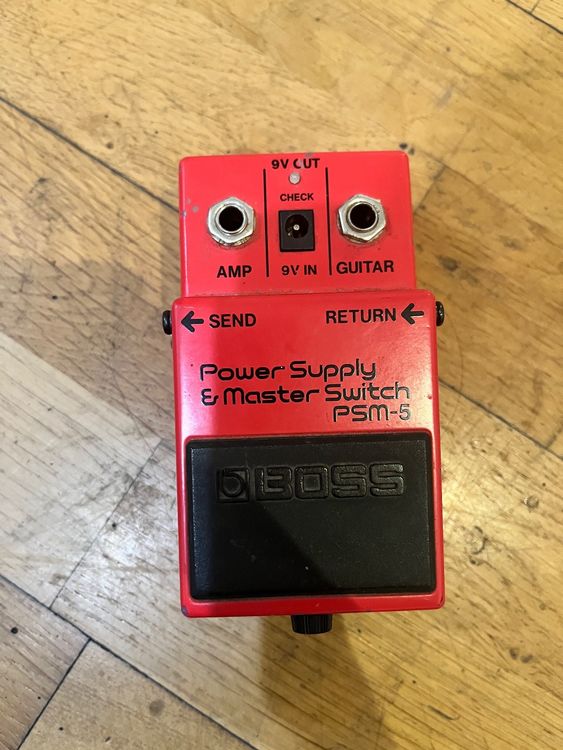 Boss PSM-5 Power Supply & Master Switch (Gebraucht) in Zürich für CHF ...