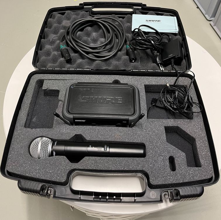 Shure SM 58 Funkmikrofon mit PGX4 komplett mit Koffer | Kaufen auf Ricardo