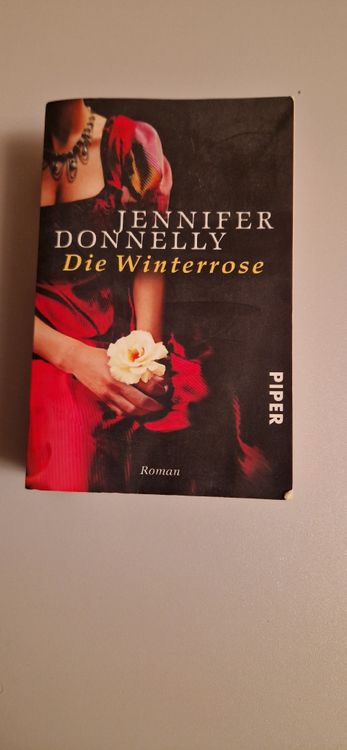 Roman: Die Winterrose von Jennifer Donnelly (Gebraucht) in Gasel für CHF 1 – mit Lieferung auf ...