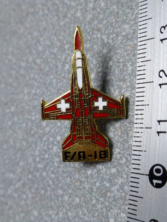 PIN PINS ARMEE Militär FA-18 (Gebraucht) in Gränichen für CHF 6 – mit ...