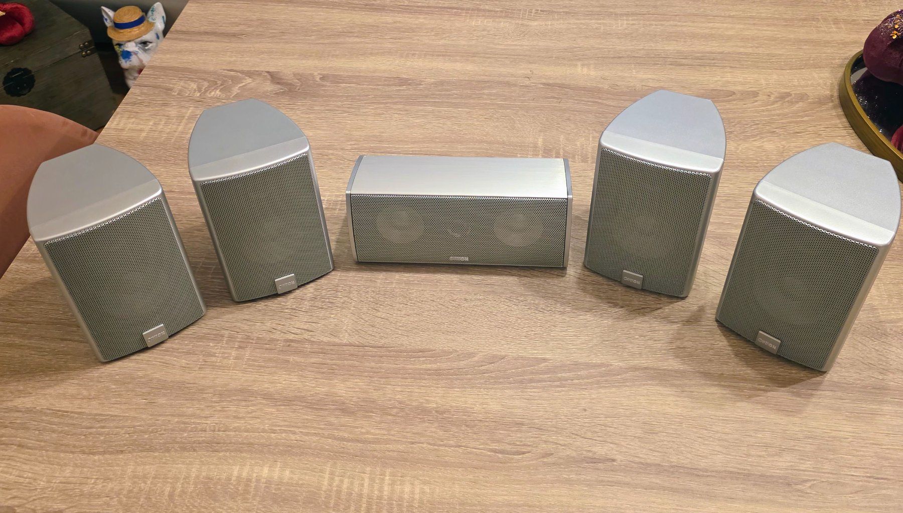 1x Canton CD 140-T enceinte centrale + 4x Canton plus QX (Gebraucht) in ...