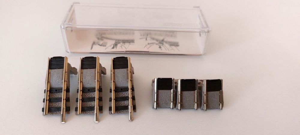 Fleischmann Gleisabgänge 9153 zu Elektro Drehscheibe 9152C (Neu und ...