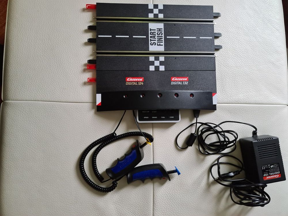 Carrera DIGITAL132 Control Unit 30552 Trafo und 2 Handr. | Kaufen auf ...