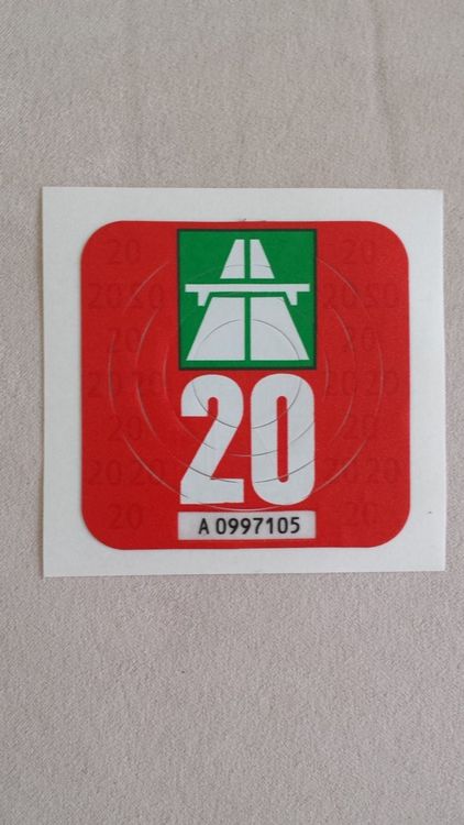 Autobahnvignette 2020, gebraucht!!! (Gebraucht) in Adliswil für CHF 29.5 – mit Lieferung auf ...