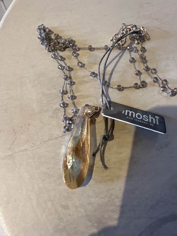 Elegante Moshi Kette mit Anhänger (Neu und originalverpackt) in Mönthal ...