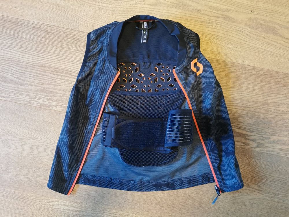 Rückenpanzer SCOTT Gr. XS, 124/140, 7-9 Jahre (Gebraucht) in Turgi für ...